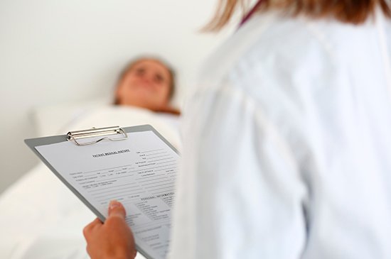 Existem exames para se detectar os distúrbios do sono num paciente ...